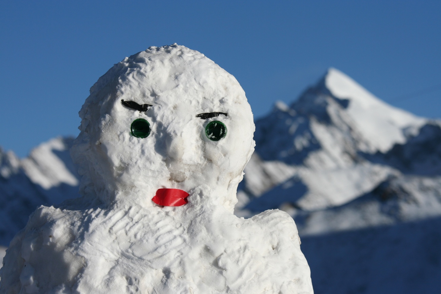 Verschrikkelijke Sneeuwman Yeti bestaat in Nepal - Azie.nl